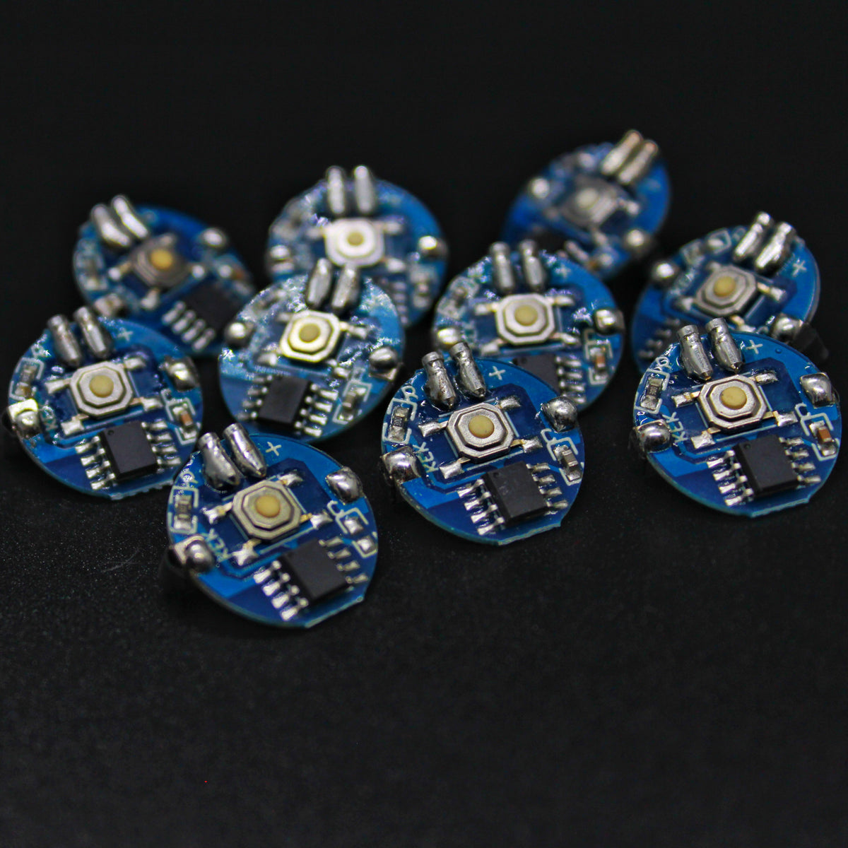 Build your own set with our chips!– Throwlights